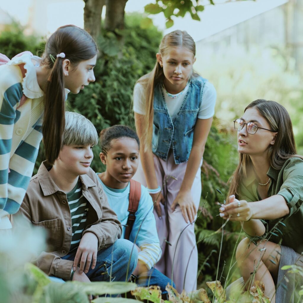 FREE Youth Volunteer Training Series Overview - Deep Discipleship